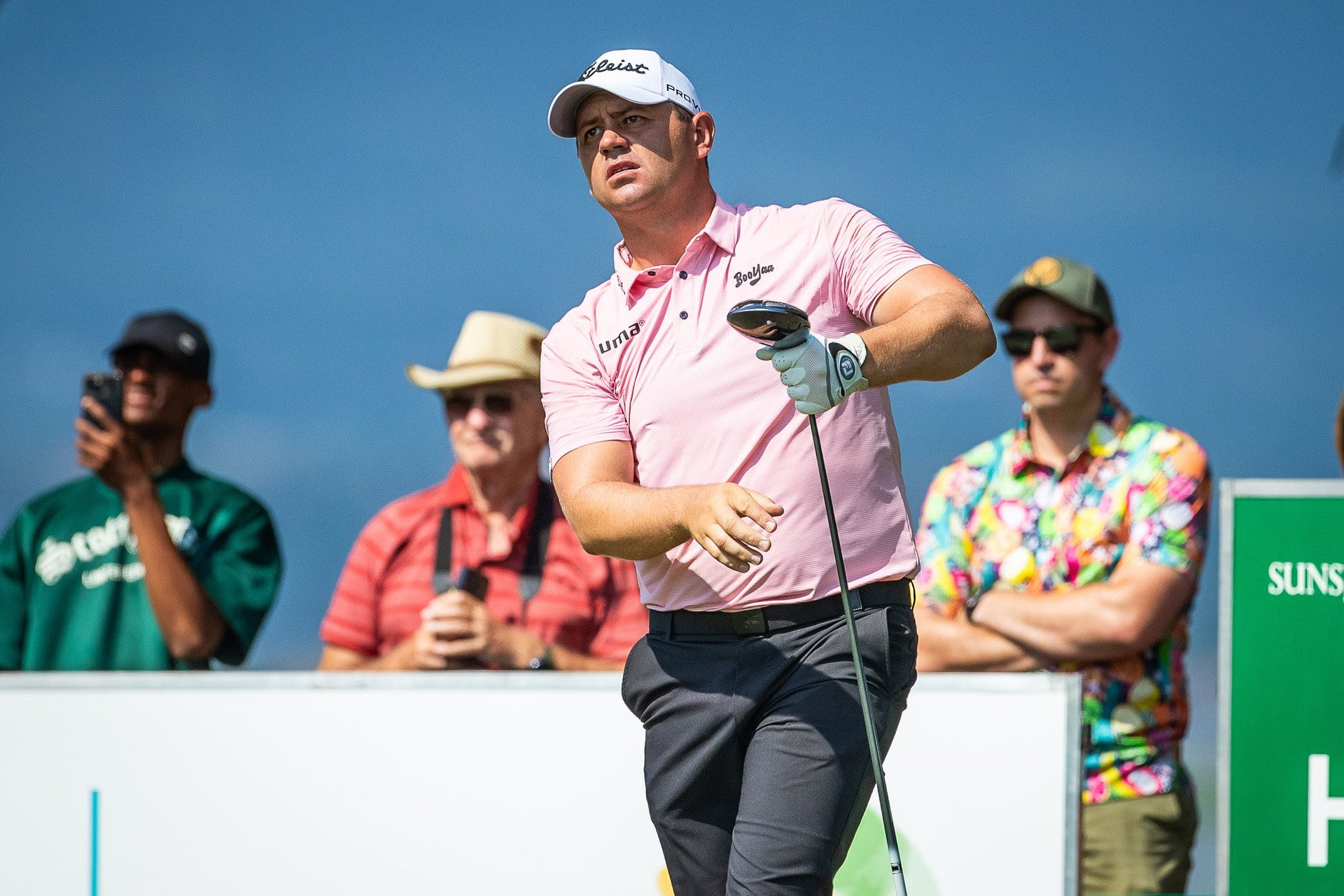 Van Tonder Keeps Living His Best Mygolflife Open