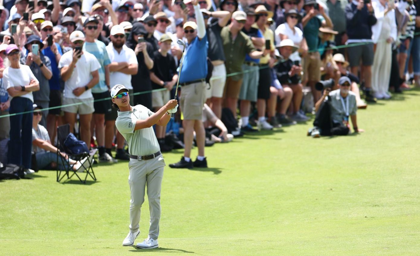 Min Woo Lee surges into Australian Open hunt